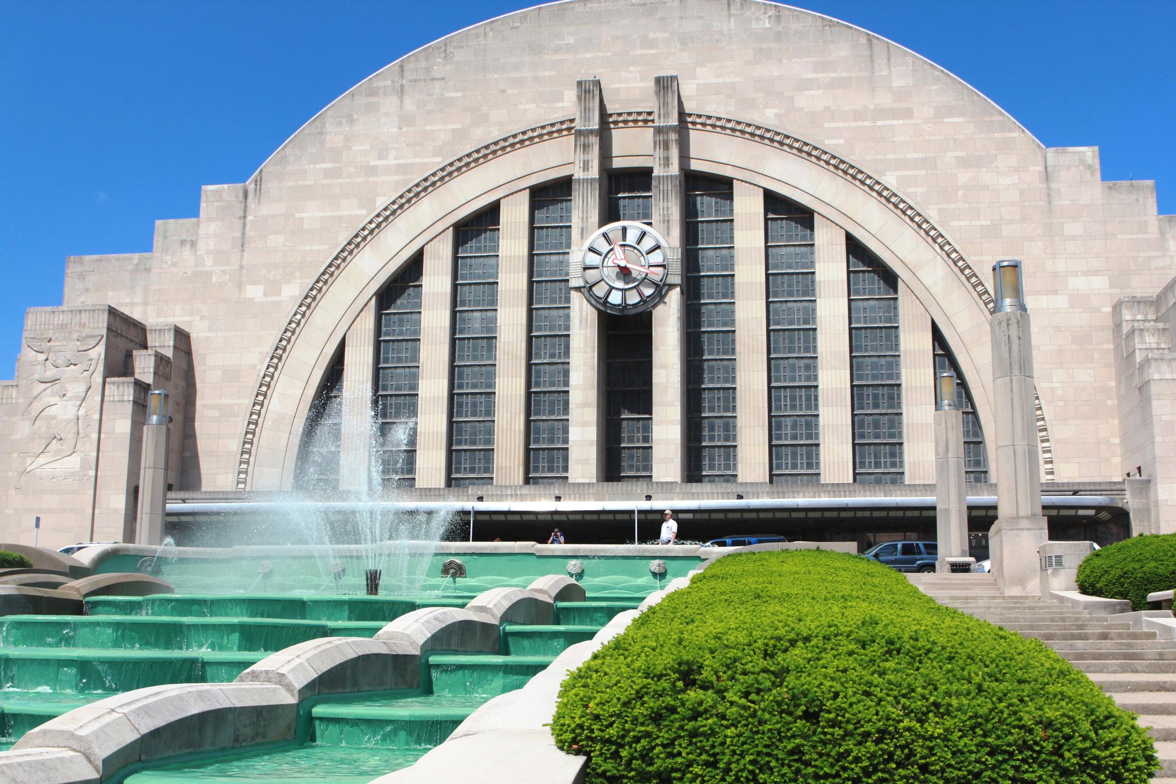 Cincinnati Spring Visual Arts Guide for Seniors