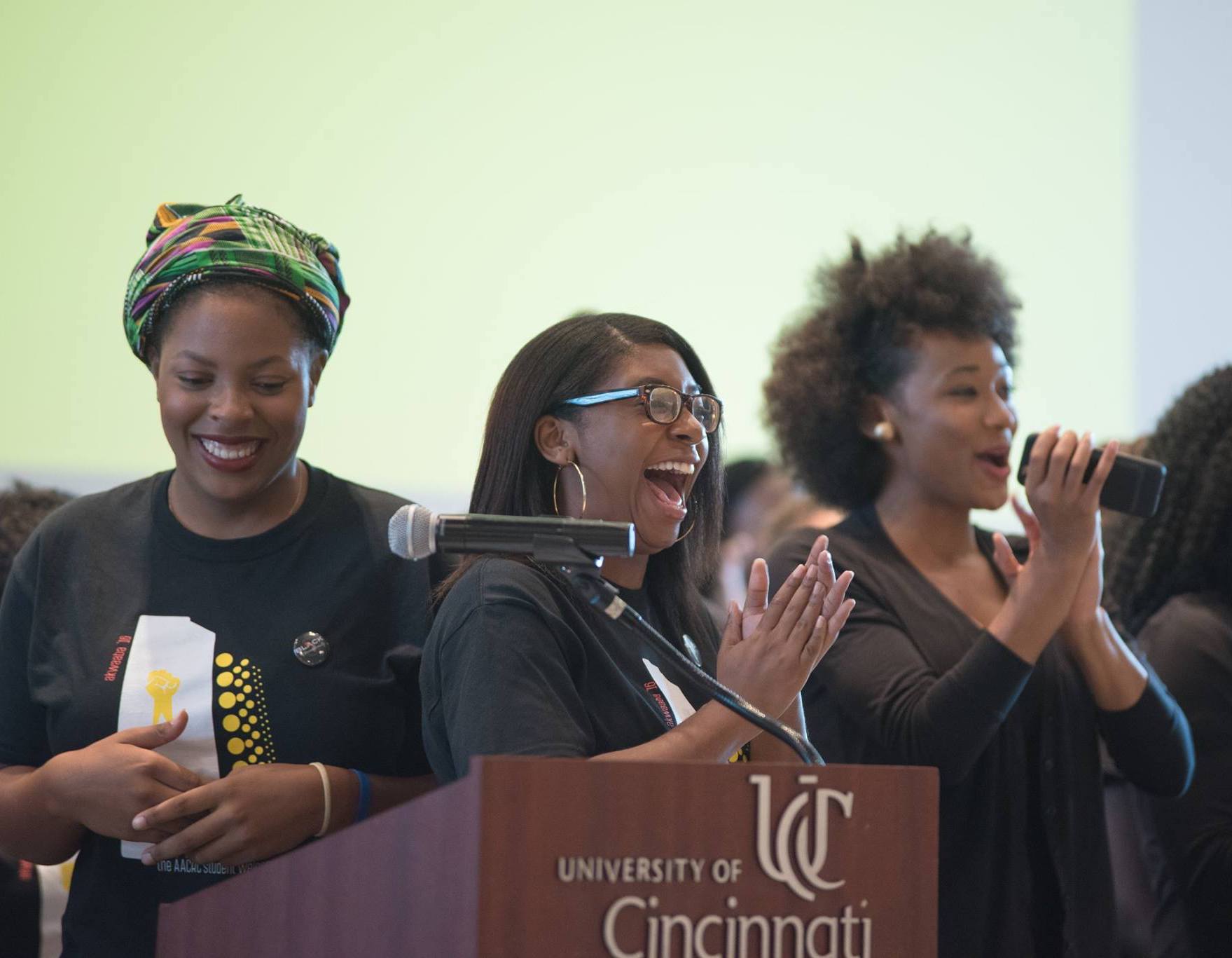 4 Ways for Cincinnati Seniors to Celebrate Women's History Month