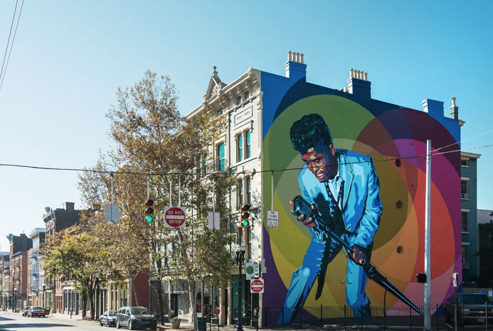 5 Murals for Seniors Living in Cincinnati to Check Out